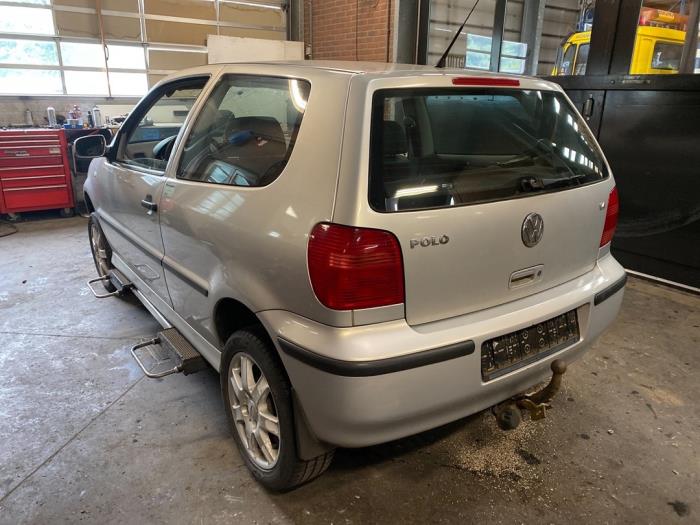 Volkswagen Polo III 1.4 16V 75 Salvage vehicle (2000, Gray)