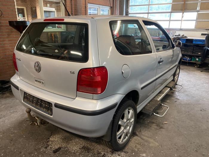 Volkswagen Polo III 1.4 16V 75 Salvage vehicle (2000, Gray)