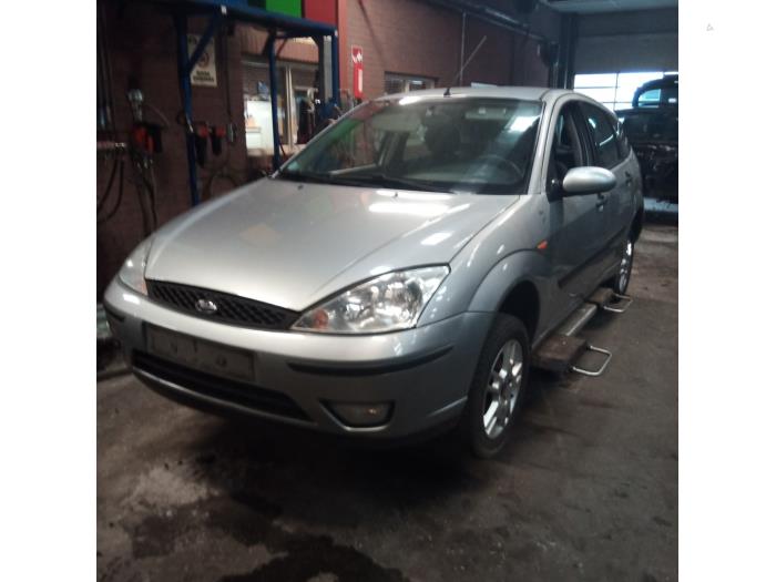 Ford Focus 1 1.8 TDCi 115 Salvage vehicle (2004, Gray)