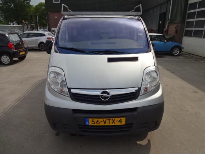 Opel Vivaro 2.5 CDTI DPF Salvage vehicle (2008, Gray)