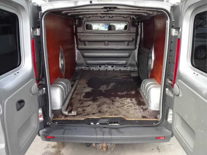 Opel Vivaro 2.5 CDTI DPF Salvage vehicle (2008, Gray)
