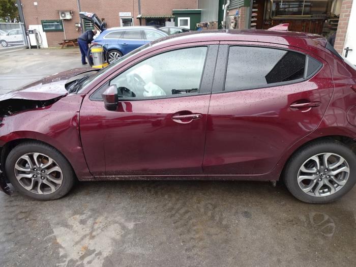 Mazda 2 1.5 SkyActiv-G 90 Salvage vehicle (2019, Red)