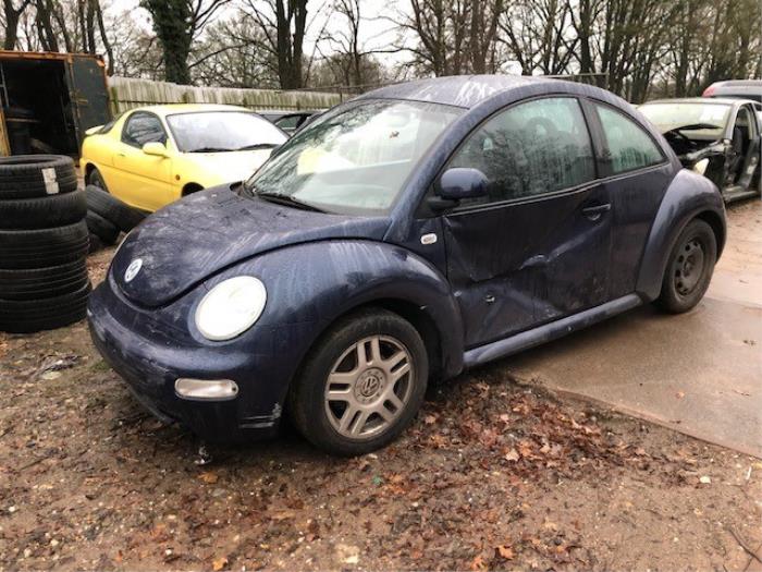 Volkswagen New Beetle 2.0 Salvage vehicle (2000, Blue)