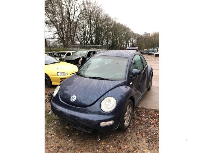 Volkswagen New Beetle 2.0 Salvage vehicle (2000, Blue)