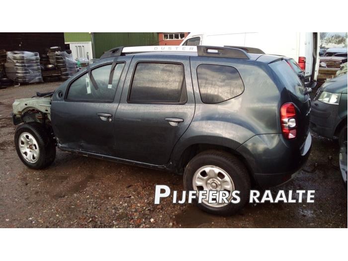 Dacia Duster 1.6 SCe 115 16V Salvage vehicle (2016, Gray)