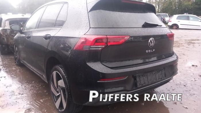Volkswagen Golf VIII 2.0 TDI BlueMotion 16V Salvage vehicle (2020, Black)