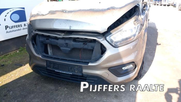 Ford Transit Custom 2.0 TDCi 16V Eco Blue 130 Vehículo de desguace ...