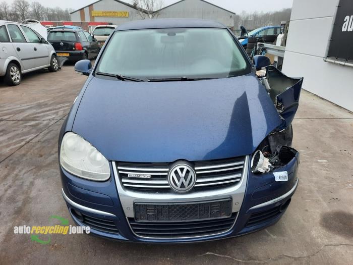 Volkswagen Jetta III 1.9 TDI Salvage vehicle (2009, Blue)