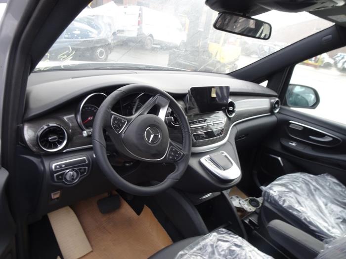 Mercedes EQV EQV 300 Salvage vehicle (2021, Gray)