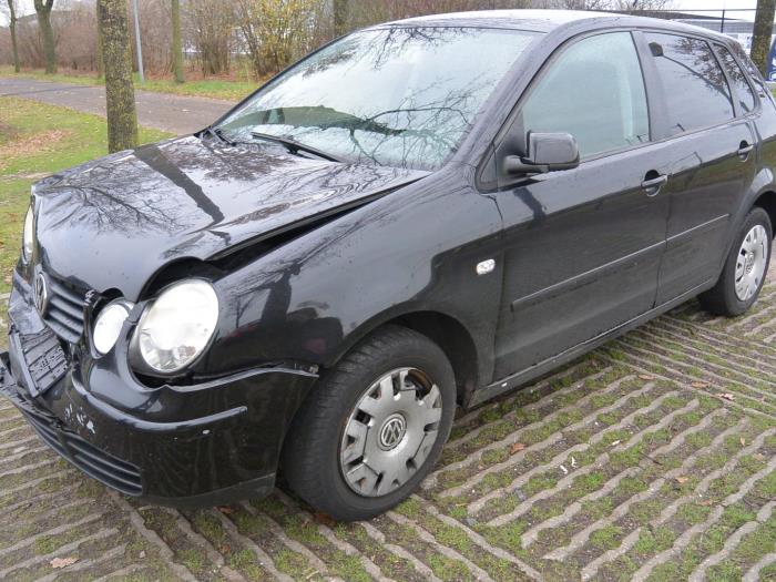 Volkswagen Polo IV 1.9 SDI Salvage vehicle (2004, Black)