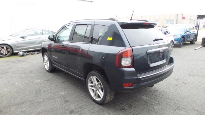 Jeep Compass 2.4 16V 4x4 Schrottauto (2014, Dunkel, Grau)