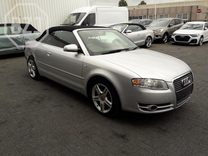 Audi A4 Cabrio 1.8 T 20V Salvage vehicle (2008, Silver) BZJ b.v.
