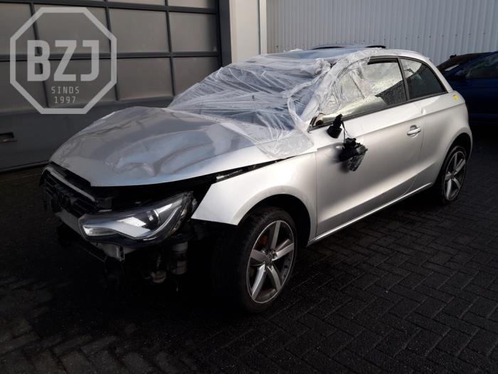 Audi A1 1.2 TFSI Salvage vehicle (2013, Metallic, Silver grey)