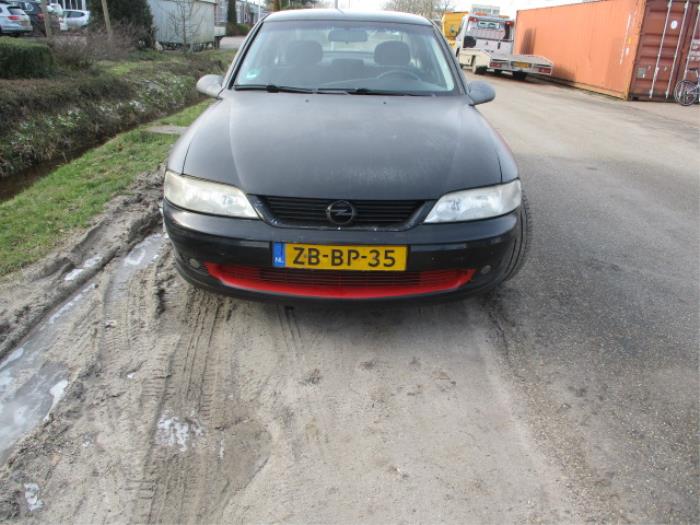 Opel Vectra B 2.0 16V Ecotec Salvage vehicle (1999, Black)
