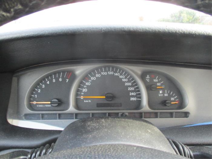 Opel Vectra B 2.0 16V Ecotec Salvage vehicle (1999, Black)