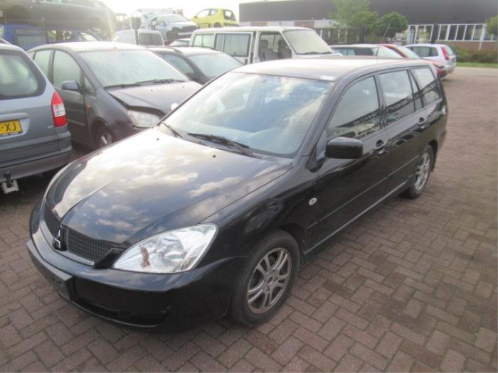 Mitsubishi Lancer Wagon 1.6 16V Salvage vehicle (2006, Black)