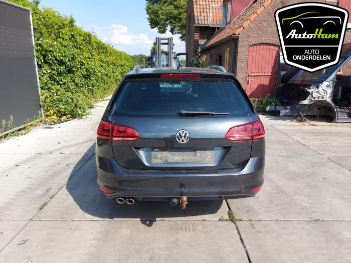 Volkswagen Golf VII Variant 2.0 GTD 16V Épave (2015, Foncé, Gris)