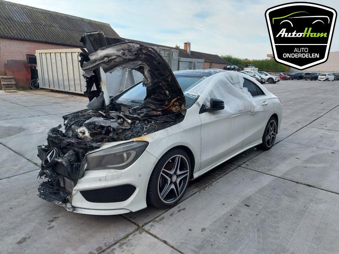 Mercedes CLA 1.6 CLA-180 16V Salvage vehicle (2013, White)