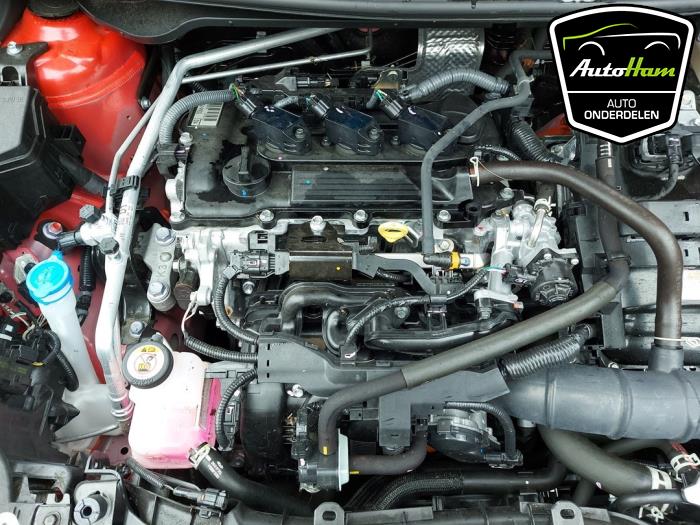 Toyota Yaris IV 1.5 12V Hybrid Salvage vehicle (2021, Red)