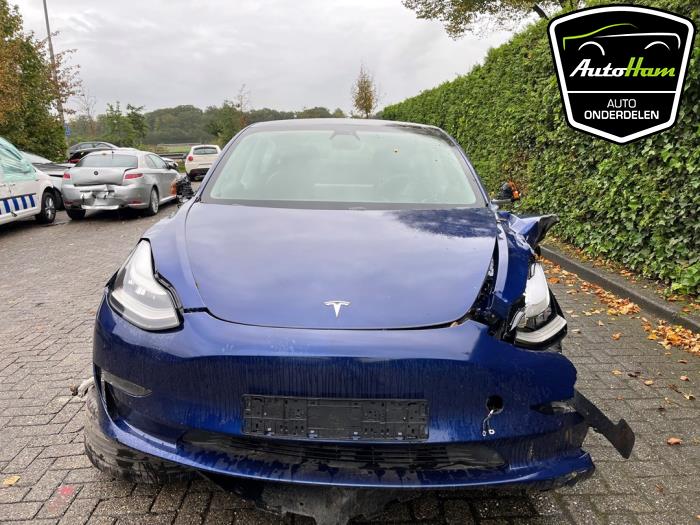 Tesla Model 3 EV AWD Salvage vehicle (2020, Blue) AutoHam