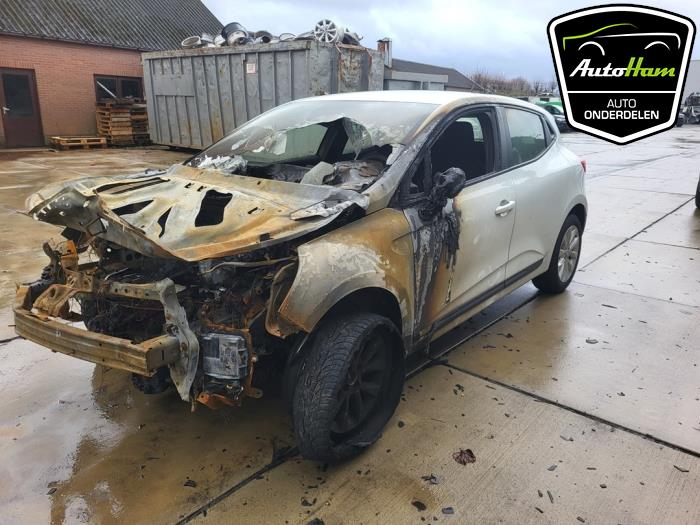 Renault Clio V 1.0 TCe 100 12V Bi-Fuel Salvage vehicle (2021, White)