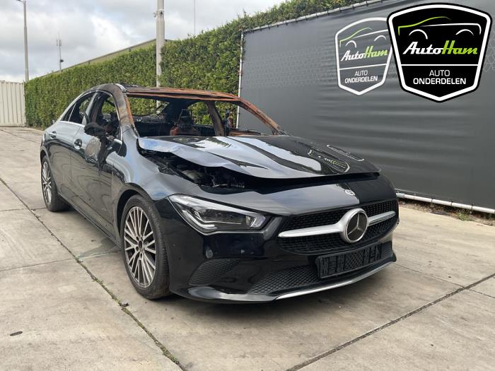 Mercedes CLA 1.3 CLA-180 Turbo 16V Salvage vehicle (2022, Black)