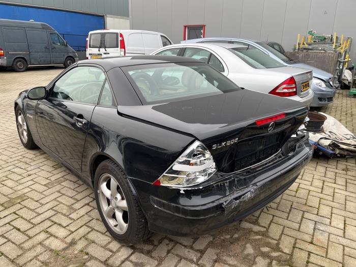 Mercedes SLK 2.0 200 K 16V Salvage vehicle (2001, Black)
