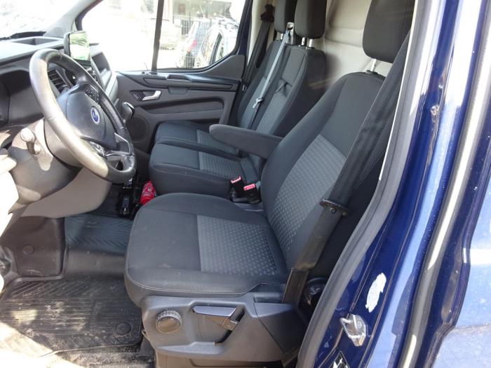 Ford Transit Custom 2.0 TDCi 16V Eco Blue 130 Épave (2018, Bleu)