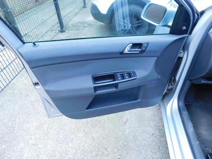 Volkswagen Polo IV 1.4 FSI 16V Schrottauto (2004, Grau)