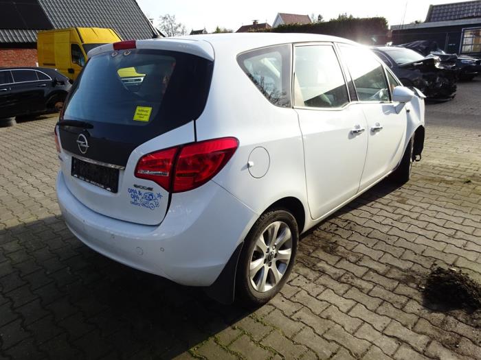Opel Meriva 1.3 CDTI 16V Épave (2010, Blanc)