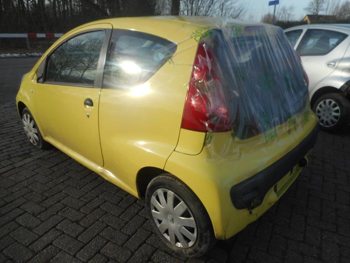 Peugeot 107 1.0 12V Salvage vehicle (2008, Yellow)