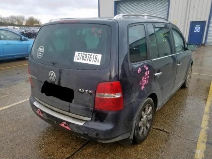 Volkswagen Touran 2.0 TDI 16V 140 Damaged vehicle (2006, Black)
