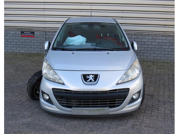 Peugeot 207/207+ 1.6 16V VTi Épave (2011, Gris, Gris , Aluminium)