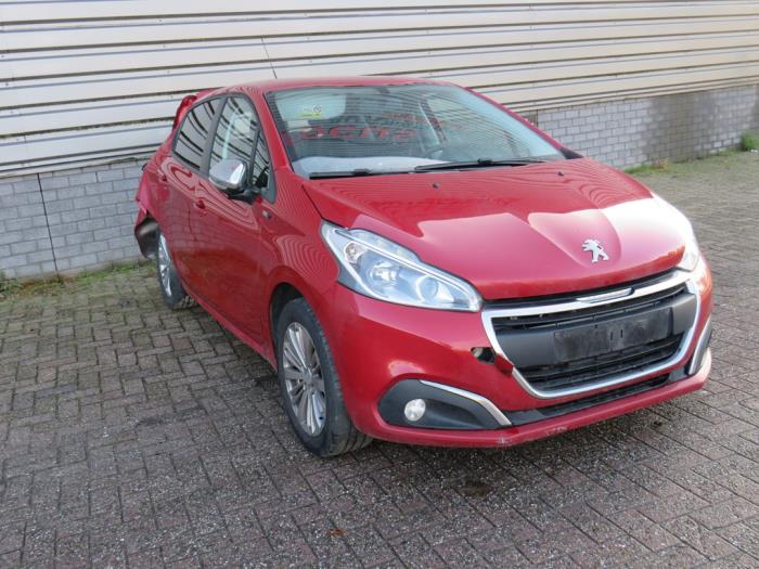 Peugeot 208 I 1.2 Vti 12V PureTech 82 Salvage vehicle (2016, Red)