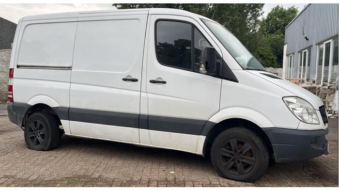Mercedes Sprinter 3t 210 CDI 16V Épave (2011, Blanc)