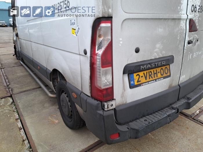 Renault Master IV 2.3 dCi 16V Épave (2011, Granit)