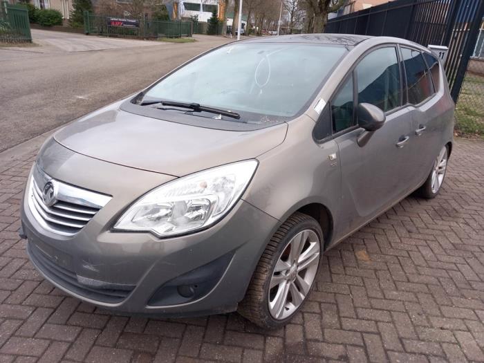 Opel Meriva 1.4 Turbo 16V ecoFLEX Salvage vehicle (2010, Brown ...