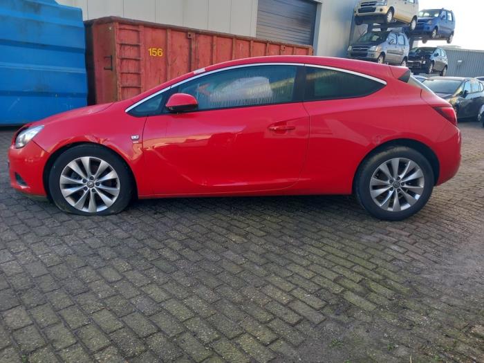 Opel Astra J GTC 2.0 CDTI 16V ecoFLEX Salvage vehicle (2012, Red)