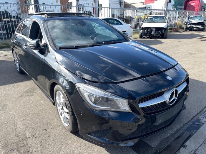 Mercedes CLA Shooting Brake 2.2 CLA-220 CDI 16V 4-Matic Salvage vehicle ...