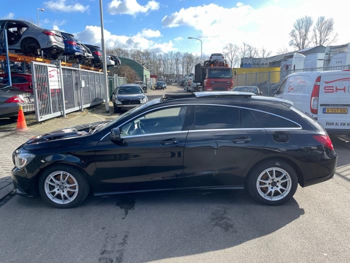 Mercedes CLA Shooting Brake 2.2 CLA-220 CDI 16V 4-Matic Salvage vehicle ...