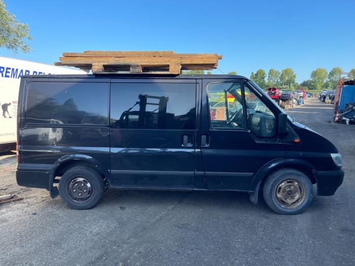 Ford Transit 2.0 TDCi 16V 260S Épave (2002)