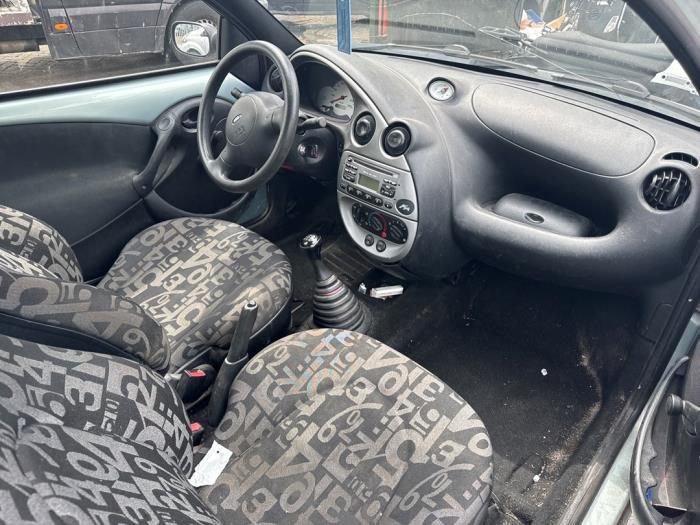 Ford Ka I 1.3i Épave (2004, Vert) Autosloperij Alexander