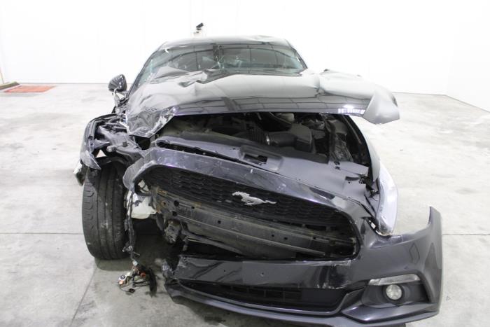 Ford Usa Mustang VI Fastback 2.3 EcoBoost 16V Salvage vehicle (2015, Black)