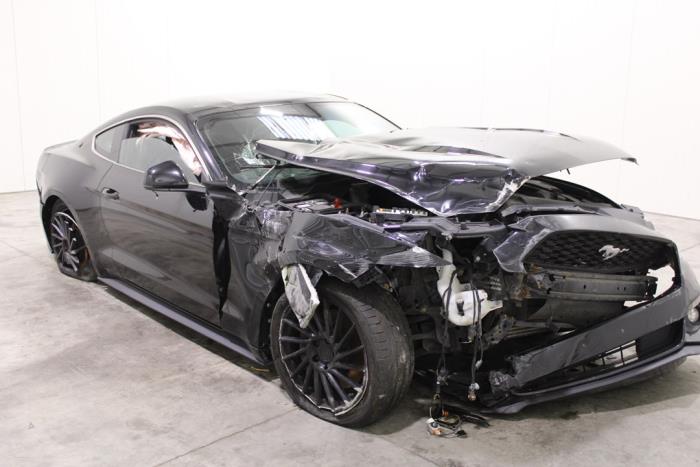 Ford Usa Mustang VI Fastback 2.3 EcoBoost 16V Salvage vehicle (2015, Black)