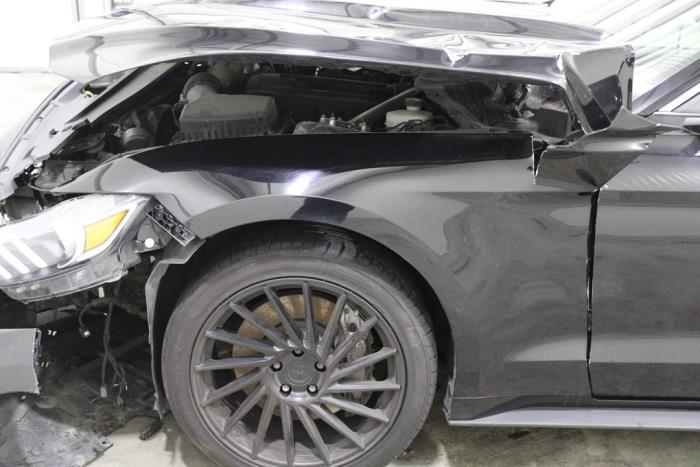 Ford Usa Mustang VI Fastback 2.3 EcoBoost 16V Salvage vehicle (2015, Black)
