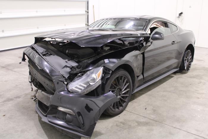 Ford Usa Mustang VI Fastback 2.3 EcoBoost 16V Salvage vehicle (2015, Black)