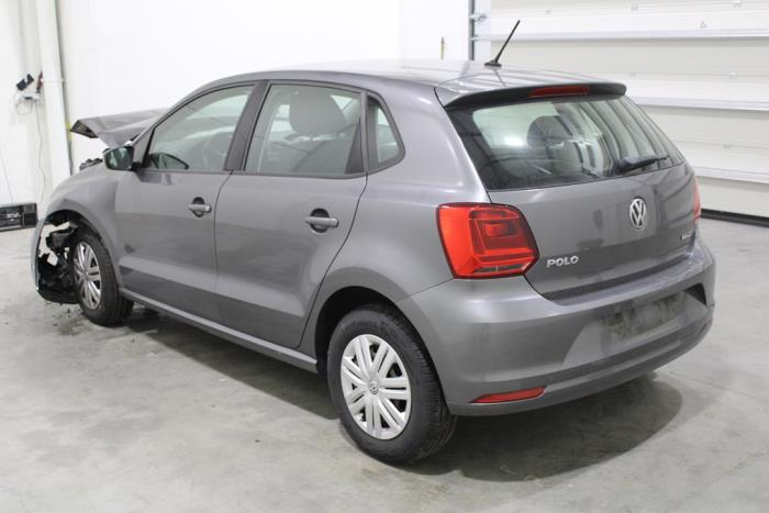 Volkswagen Polo V 1.0 12V BlueMotion Technology Salvage vehicle (2015 ...