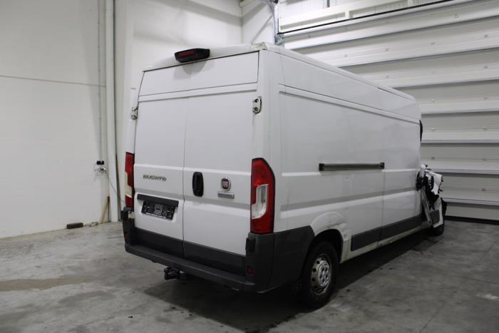 Fiat Ducato 2.3 D 130 Multijet Salvage vehicle (2016, White)