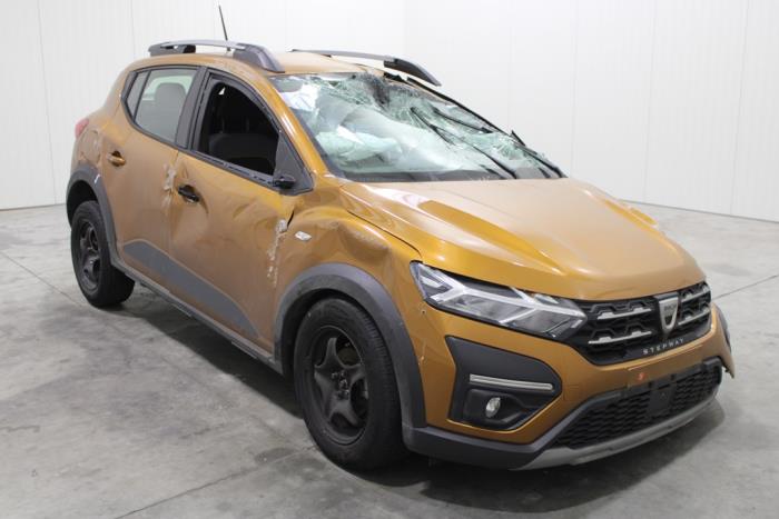 Dacia Sandero III 1.0 TCe 90 12V Épave (2022, Orange)