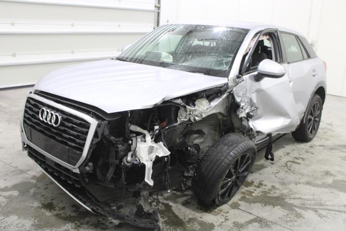 Audi Q2 1.6 30 TDI 16V Salvage vehicle (2017, Gray)
